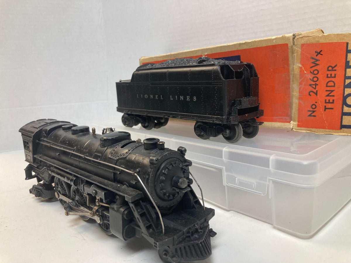 Lionel 224 2-6-2 Prairie-Type Steam Locomotive with 2466W Whistle Tend ...
