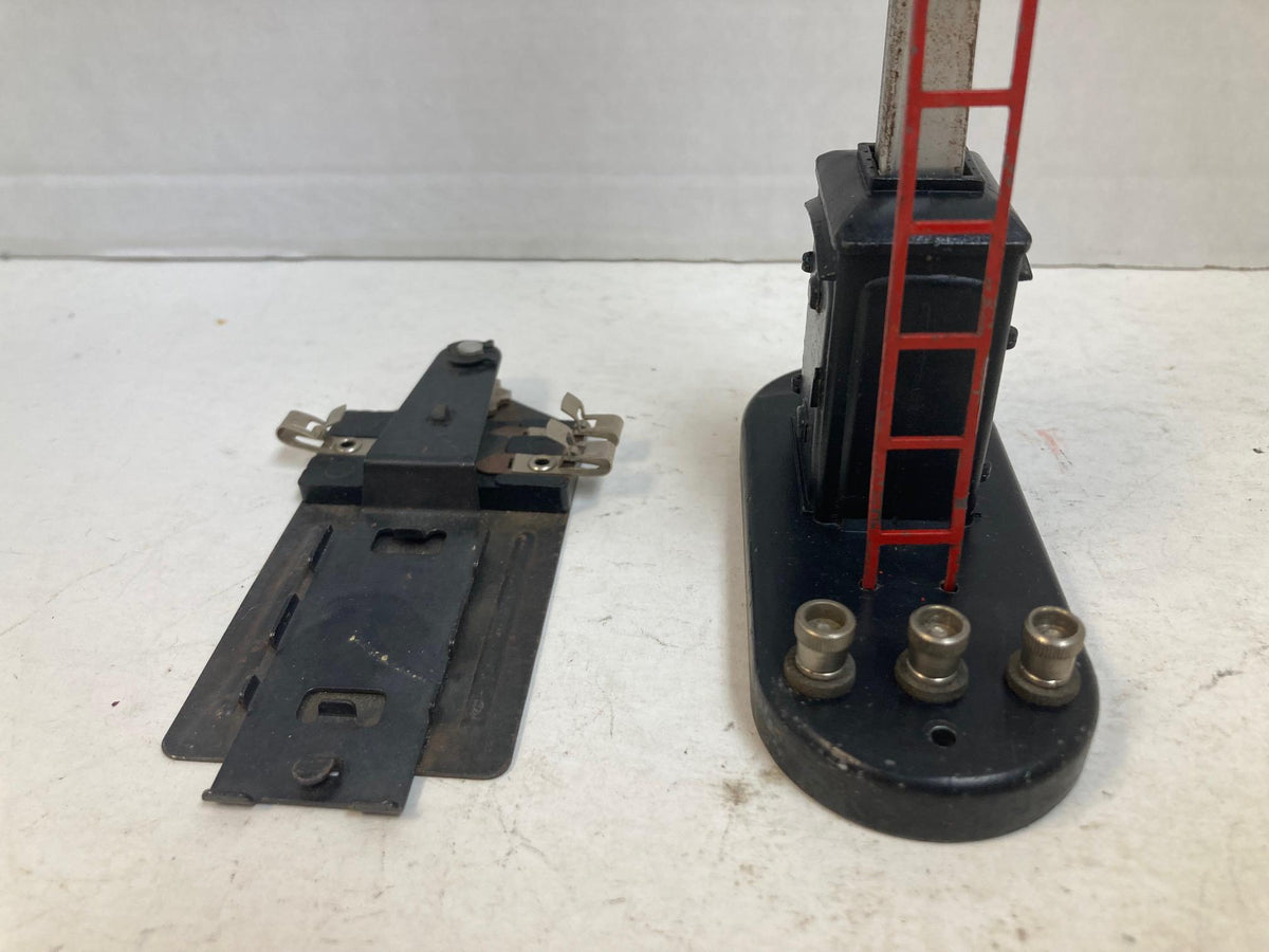 Lionel No. 151 Operating Semaphore w/ 153C track contactor Postwar *WO ...